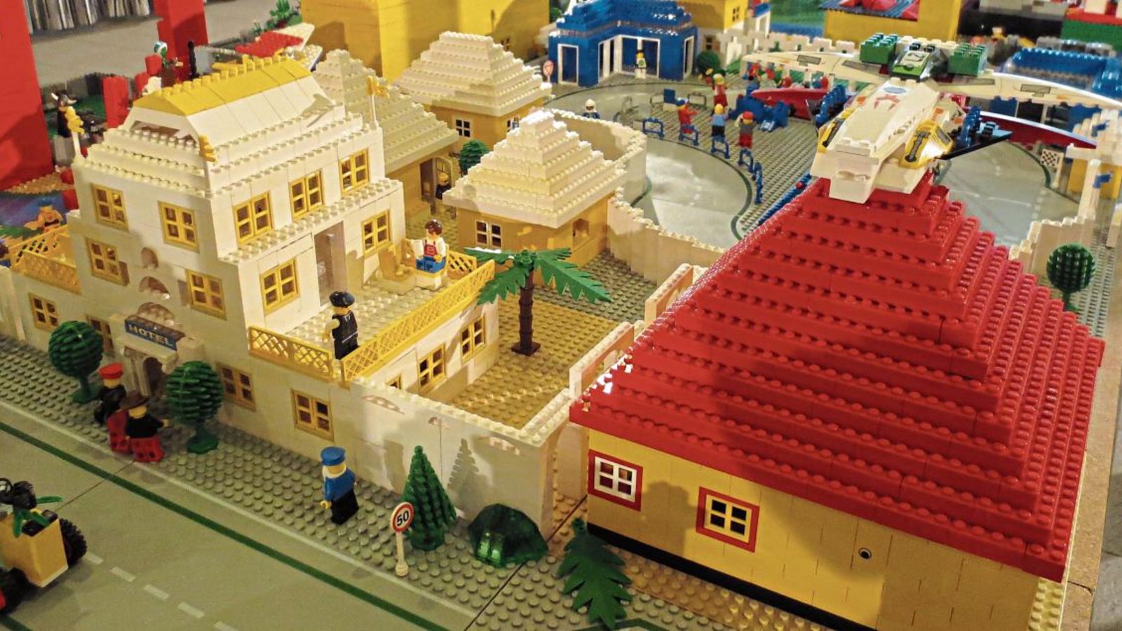 Mit Legos bauen und von Gott erfahren