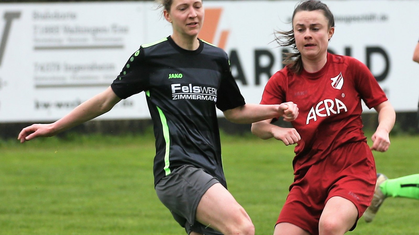 Frauenteams feiern den Saisonstart