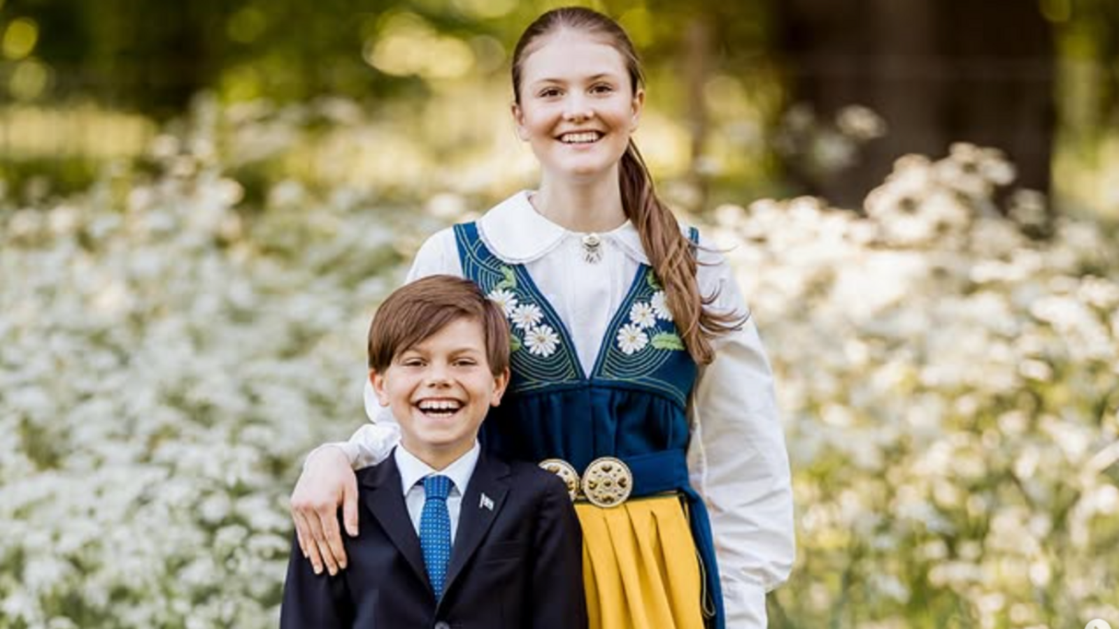 Neue Fotos von Oscar und Estelle zum schwedischen Nationalfeiertag