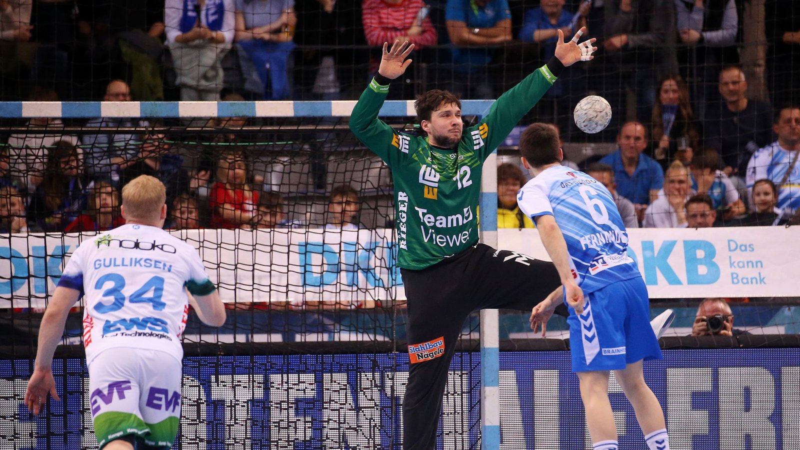 Spannender geht’s nicht – Punkteteilung im Handball-Derby