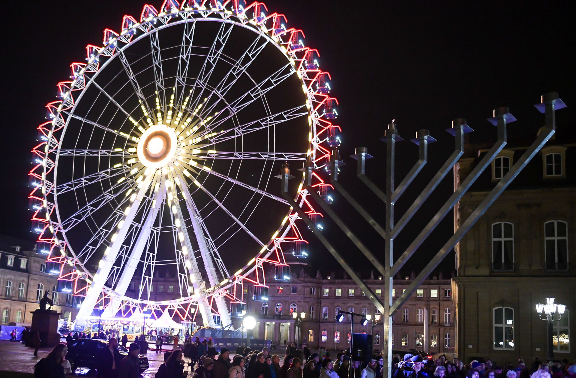 Lichter zum Chanukka-Fest in Stuttgart entzündet