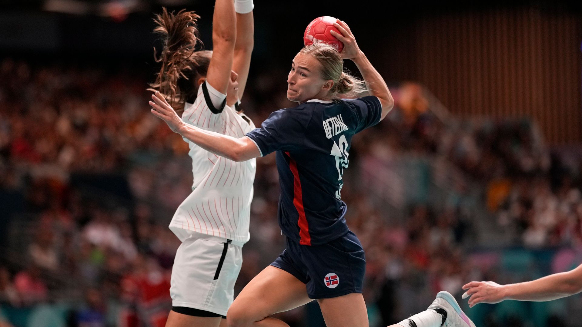 Nach Pleite: Handballerinnen bangen um Olympia-Viertelfinale